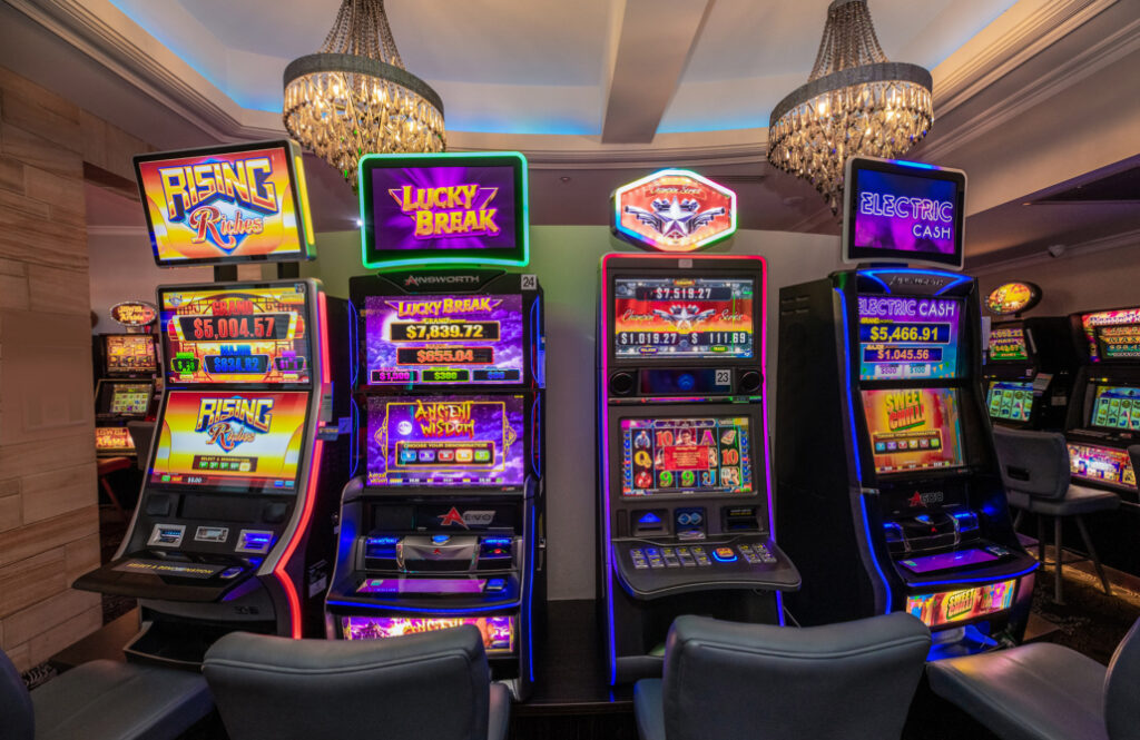 Home - West End Tavern | Bar & Gaming Venue in Adelaide